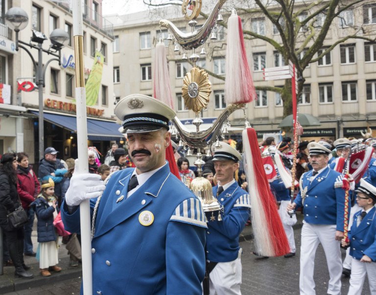 Cologne Carnival - A Practical Guide to have a great time!
