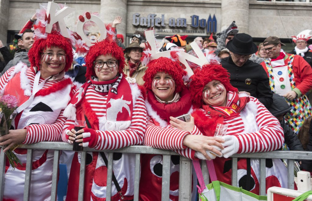 Cologne Carnival - A Practical Guide to have a great time!