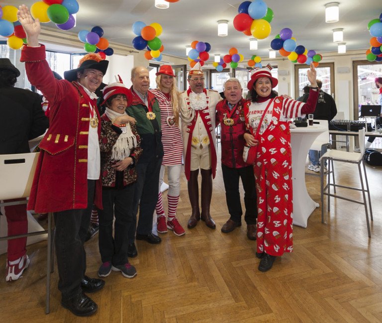 Cologne Carnival - A Practical Guide to have a great time!